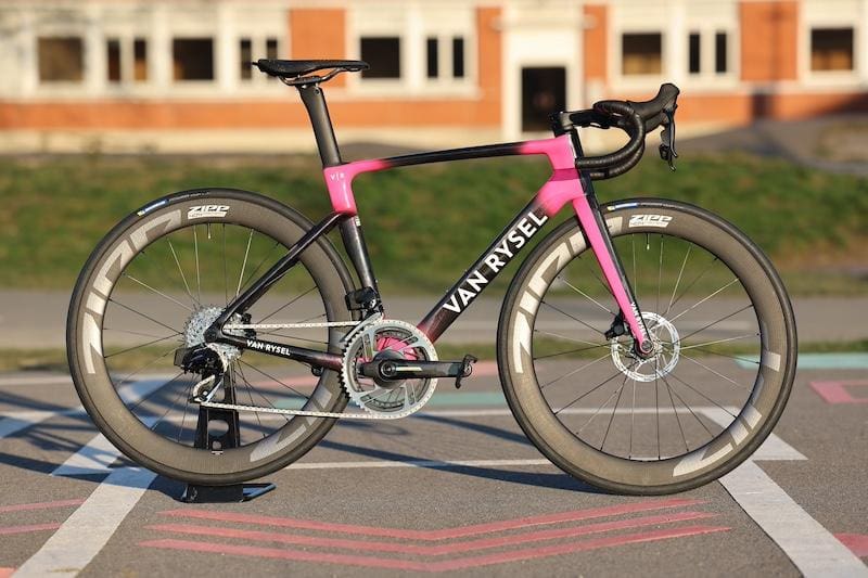 Van Rysel-Roubaix roule en Van Rysel en 2024 ! - Dimensions Vélo