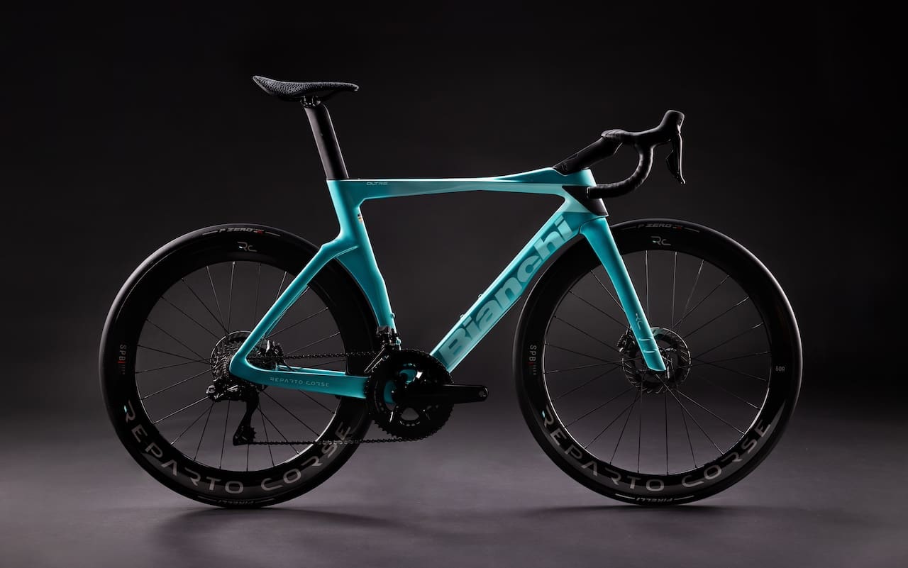 Bianchi Oltre de nouveaux coloris pour 2025 - Dimensions Vélo
