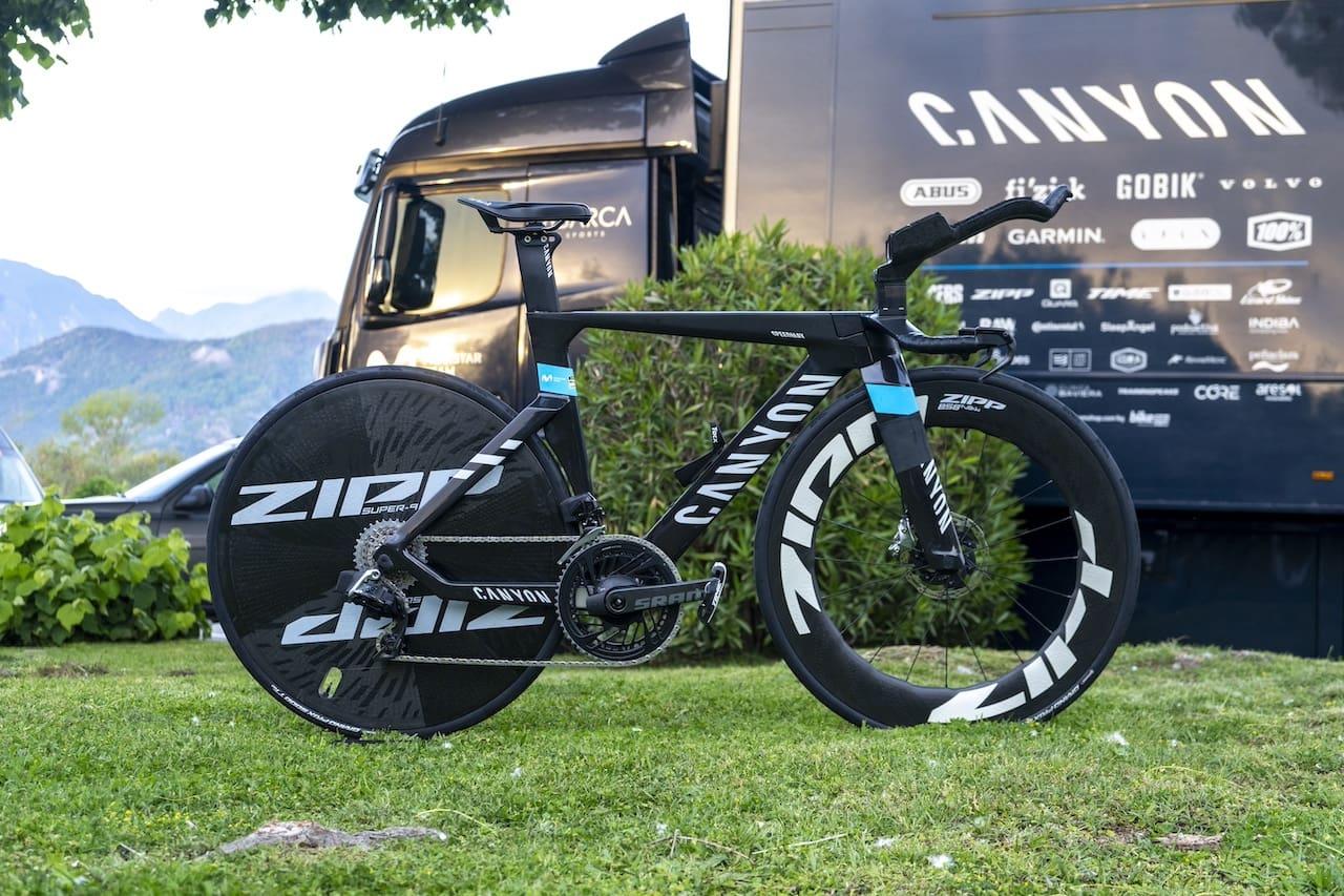 Les Canyon 2025 de Movistar Team - Dimensions Vélo