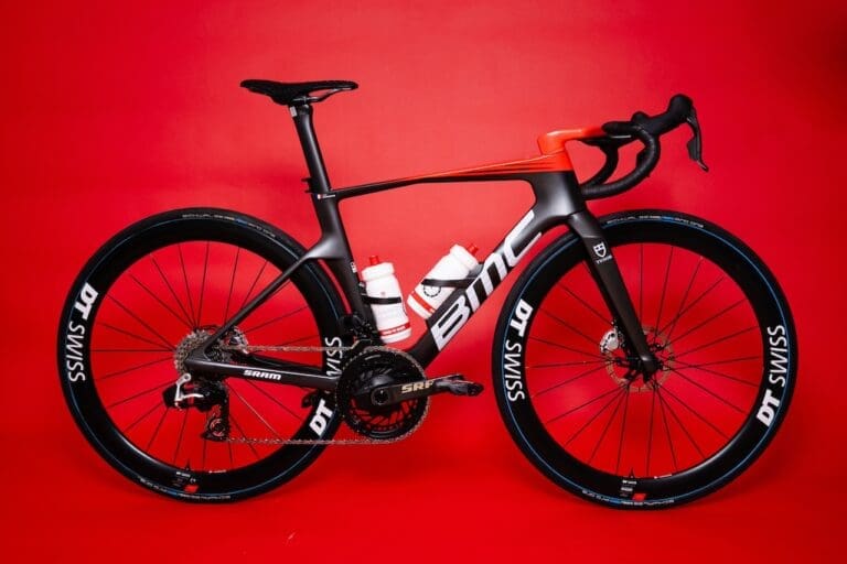 Les BMC de Tudor Pro Cycling Team pour la saison 2025 - Dimensions Vélo