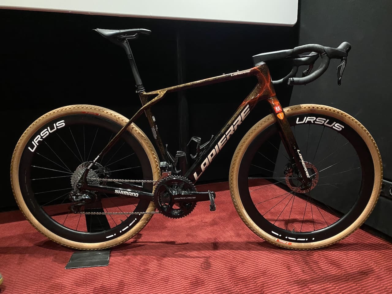 Le Lapierre Crosshill CF de Romain Bardet - Dimensions Vélo